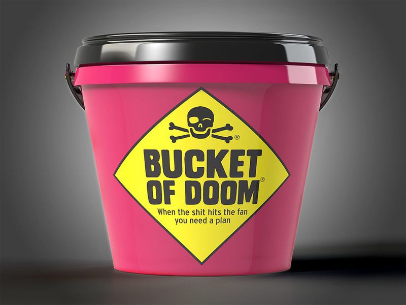 Picture of Bucket of Doom: The Death-Dodging Party Game