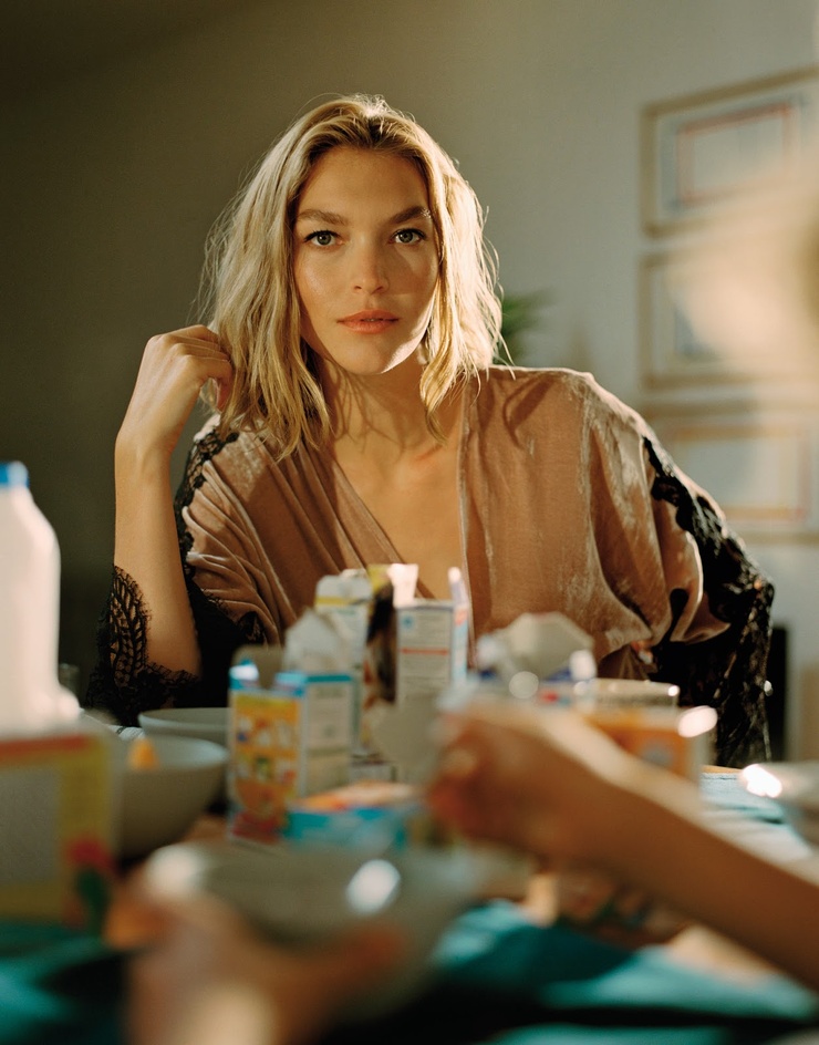 Picture of Arizona Muse