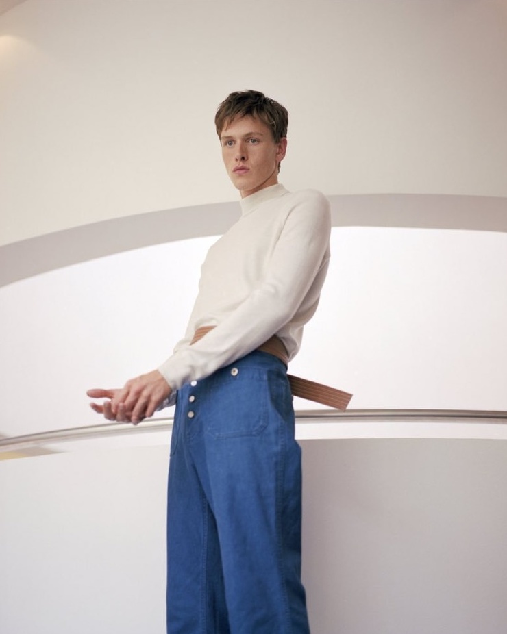 Picture of Harris Dickinson