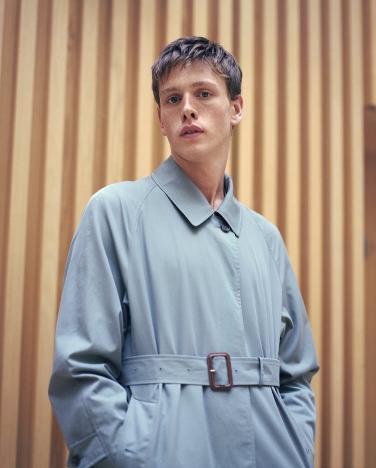 Picture of Harris Dickinson