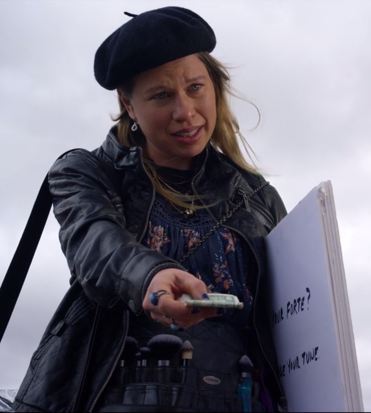 Picture of Hayley Holmes