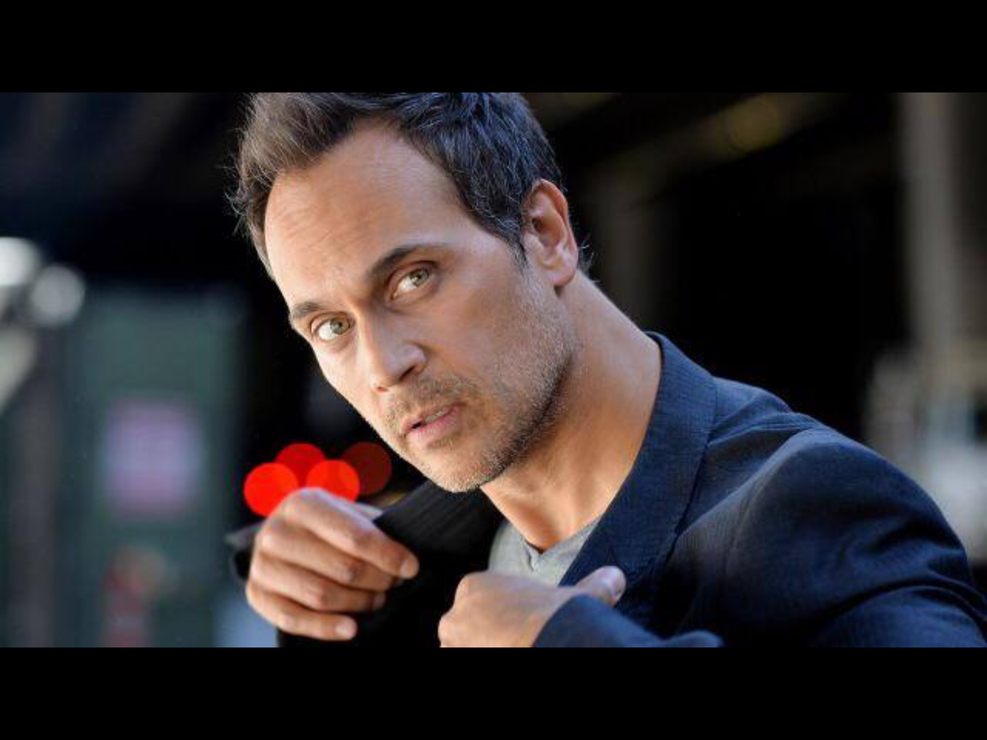Picture of Todd Stashwick