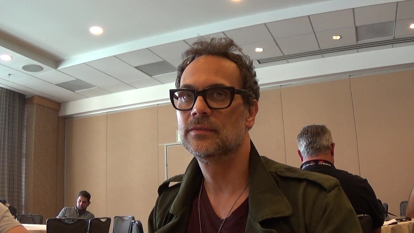 Picture of Todd Stashwick