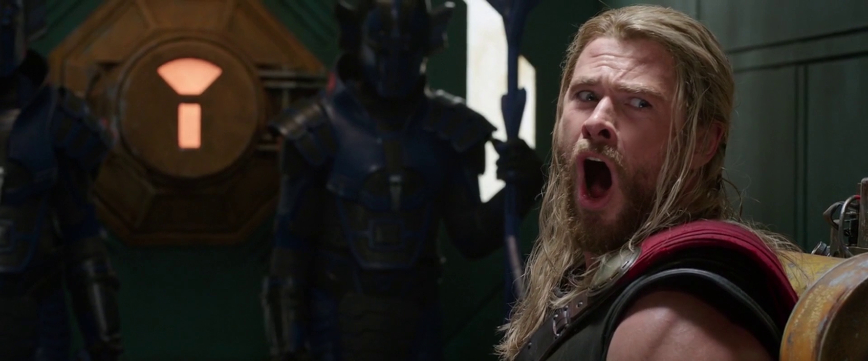 Thor (Chris Hemsworth) picture