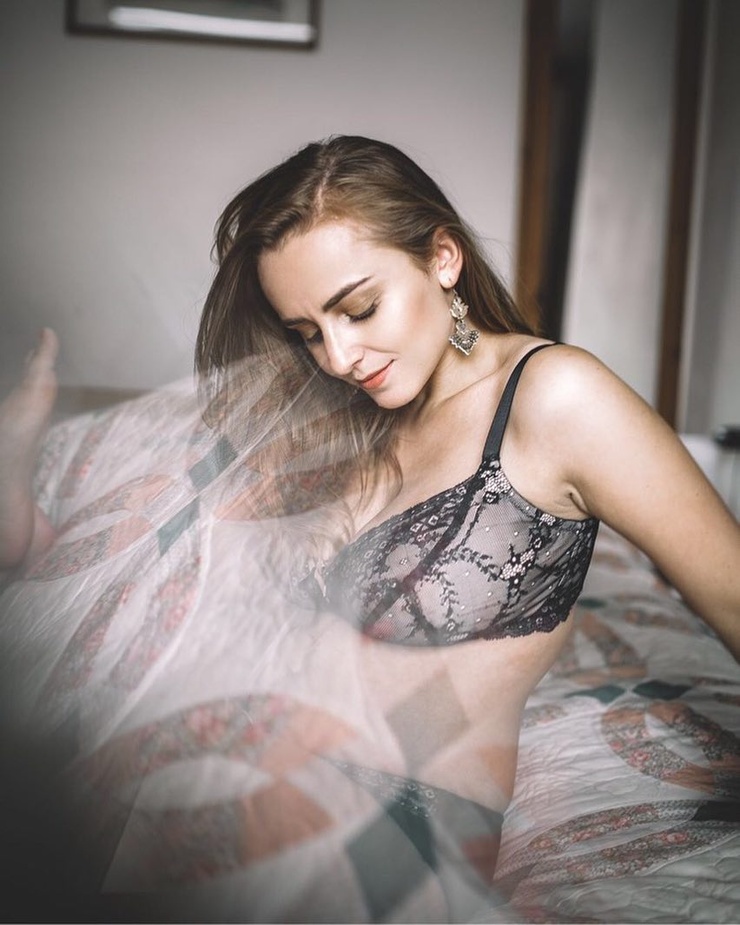 Picture of Hannah Witton