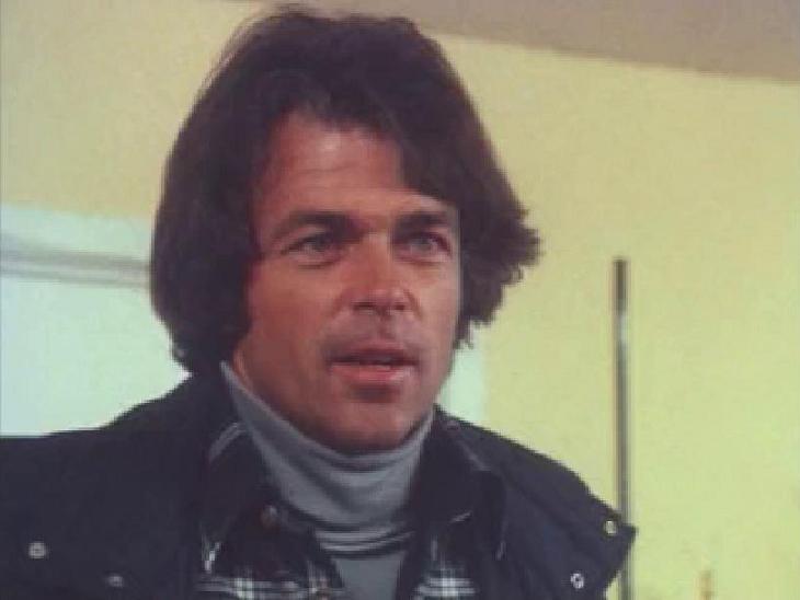 Picture of Robert Logan