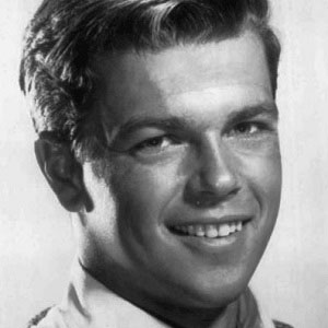 Picture of Robert Logan