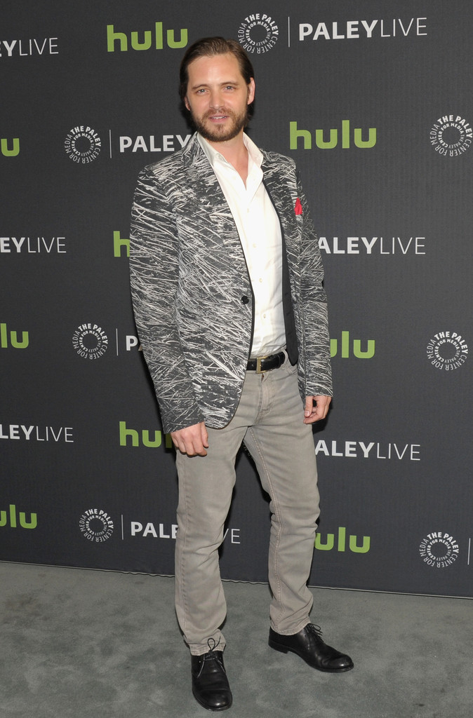 Picture of Aaron Stanford