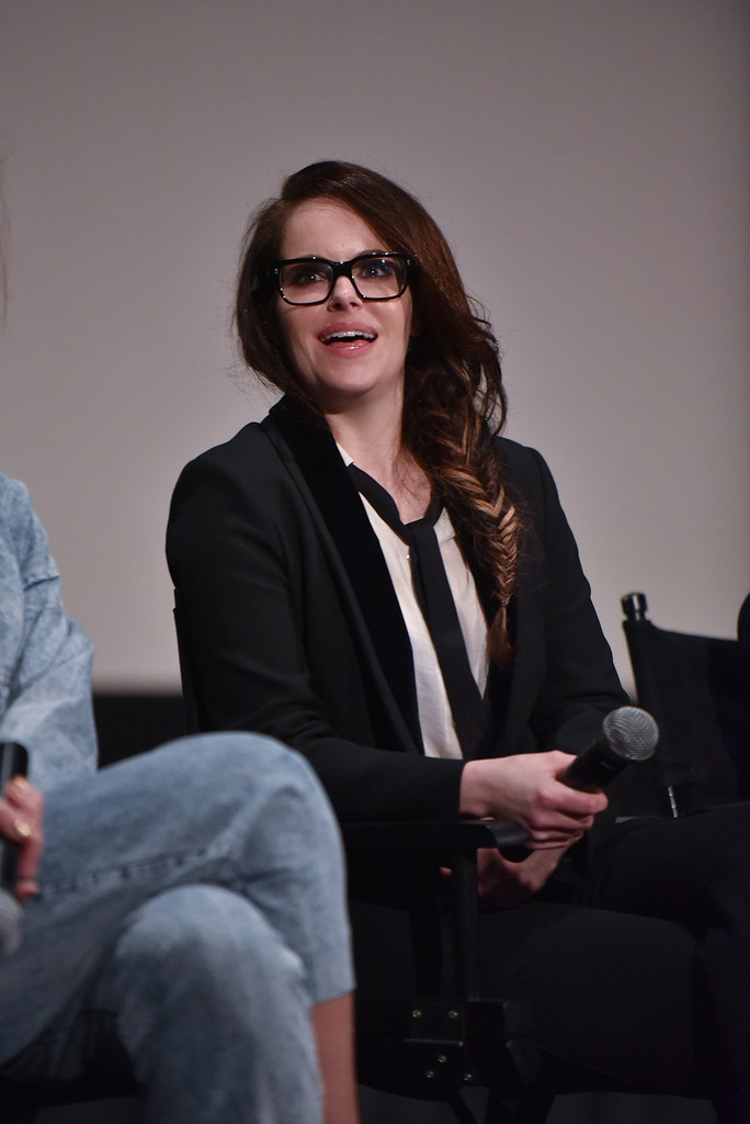 Picture of Emily Hampshire