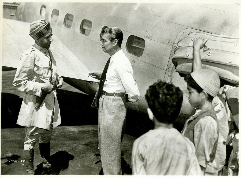 Picture of Thunder in the East