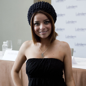 Picture of Violeta Isfel