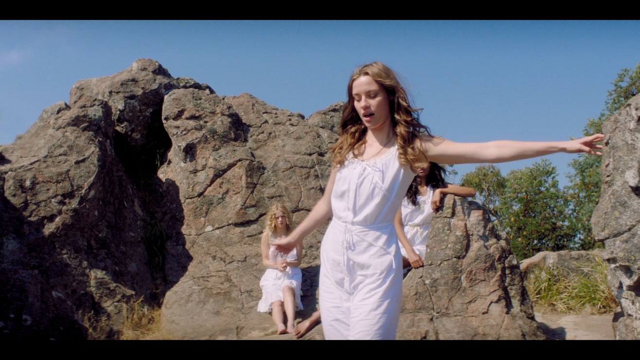 Picture of Lily Sullivan