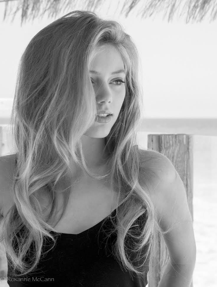 Picture of Grace Van Dien