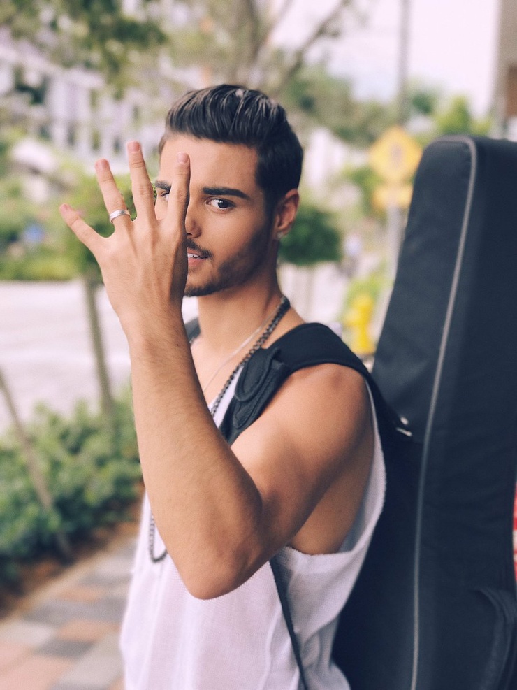 Picture of Abraham Mateo