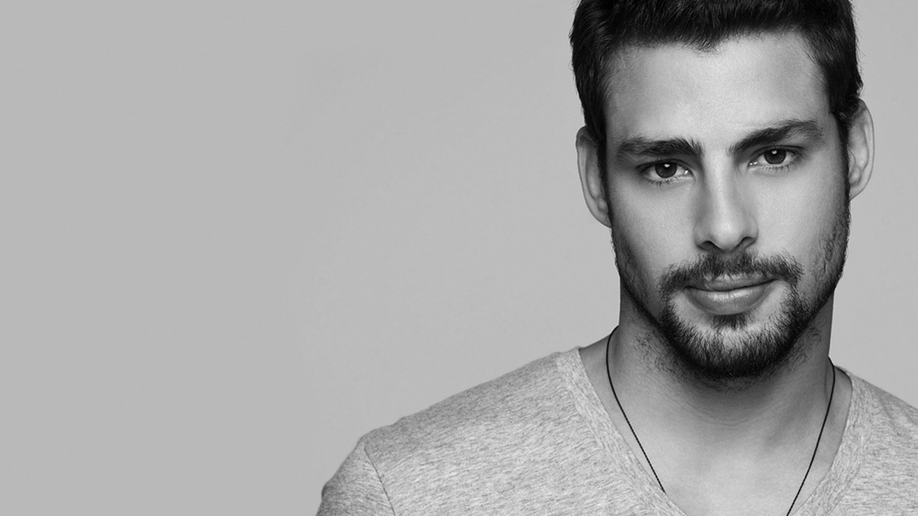 Picture of Cauã Reymond