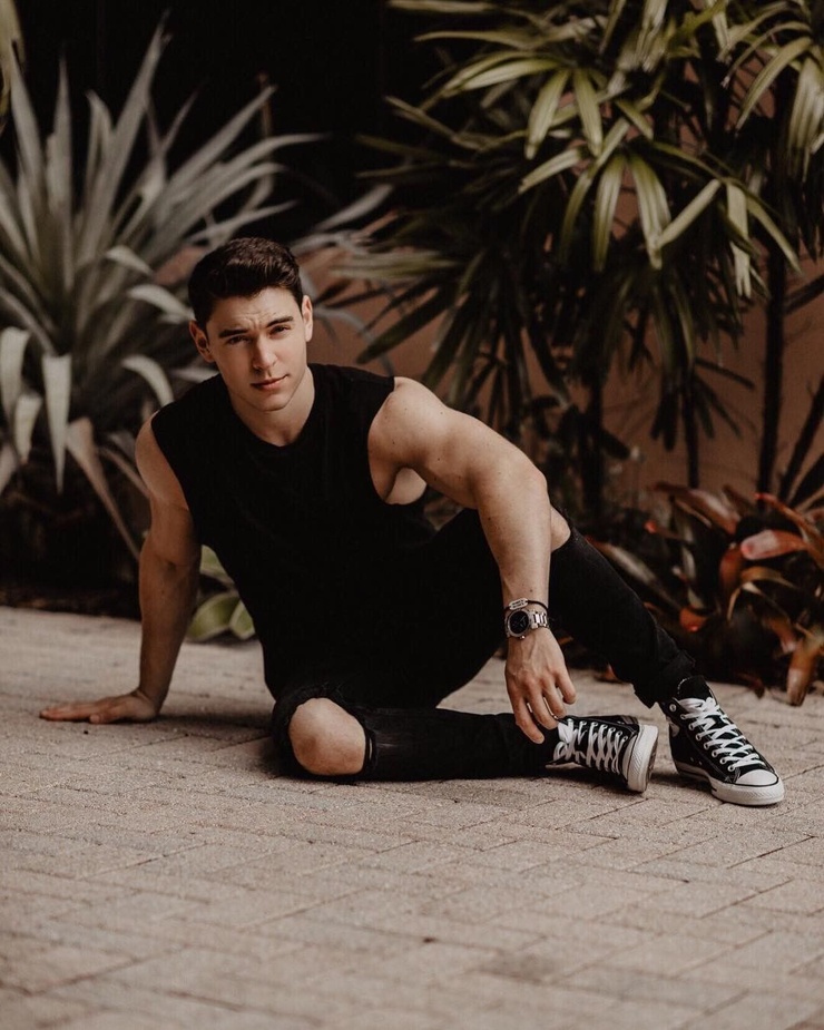 Ryan M. Colton image