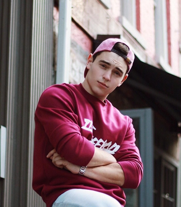 Ryan M. Colton picture