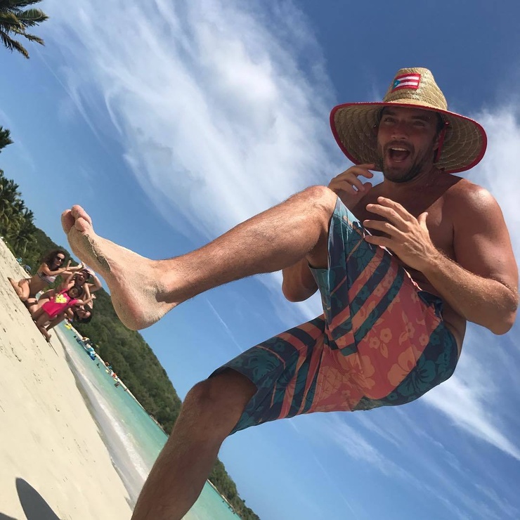 Image of Julián Gil