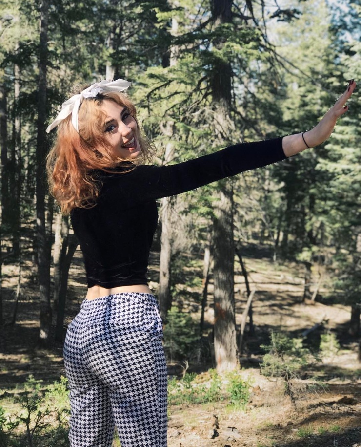 Picture of Mina Bell