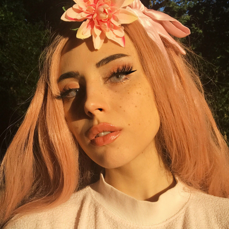 Picture of Mina Bell