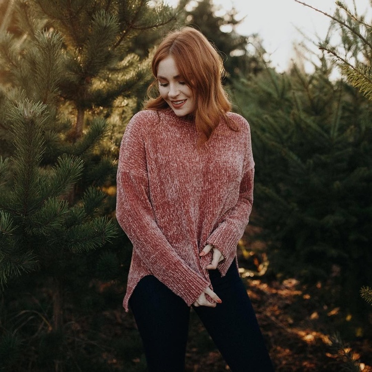 Danielle Victoria Perry image