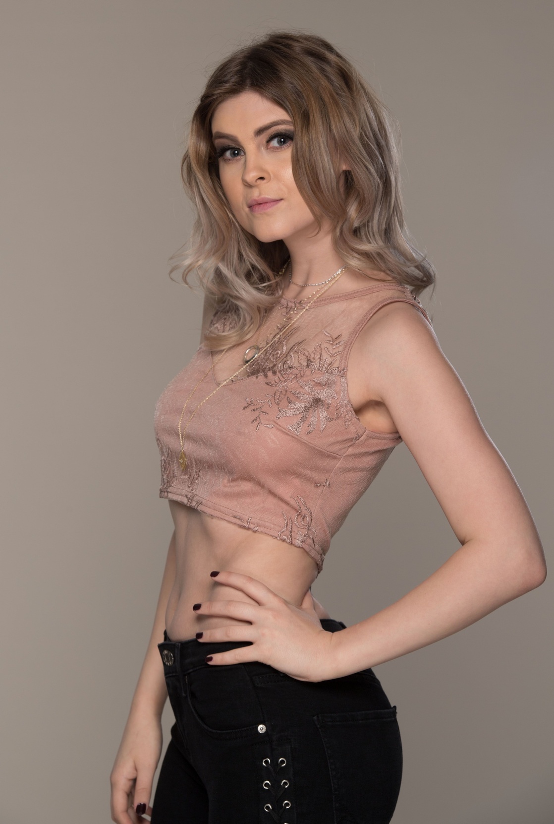 Picture Of Scarlett Archer