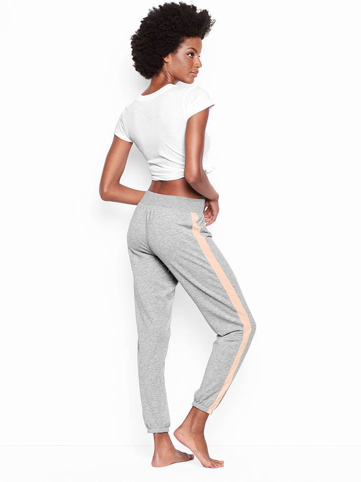 Ebonee Davis picture