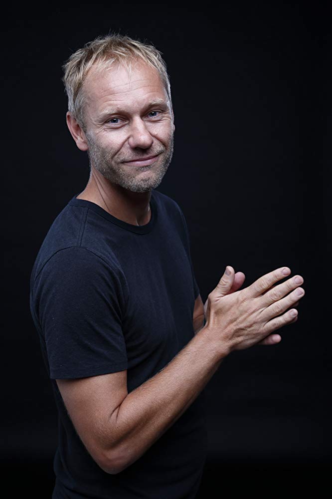 Picture of James Hillier