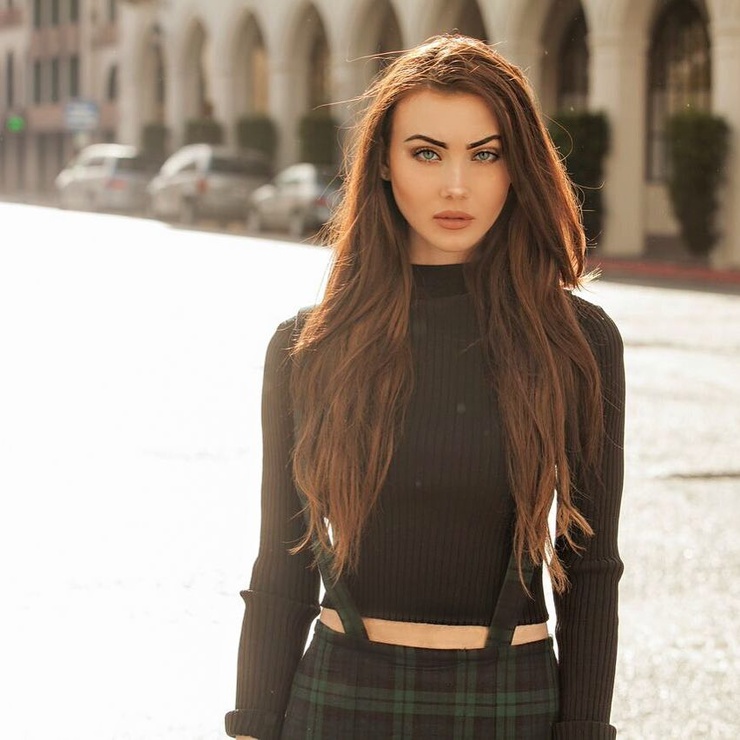 Heather Wrixon image