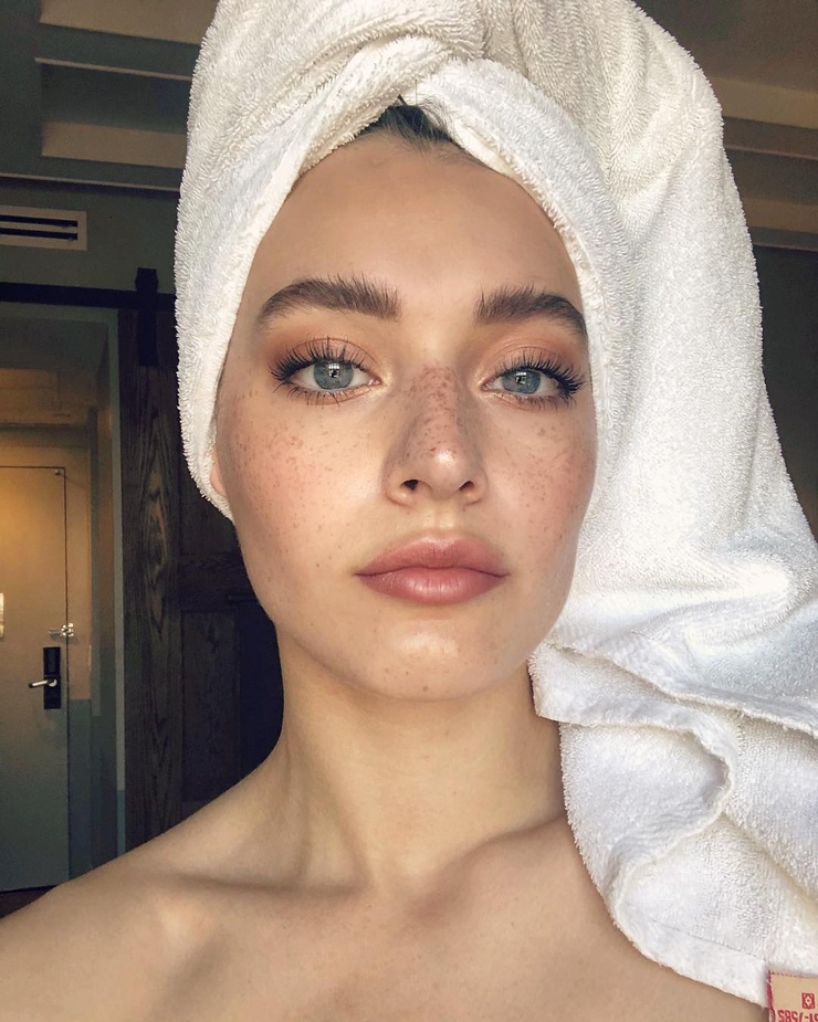 Image of Jessica Clements