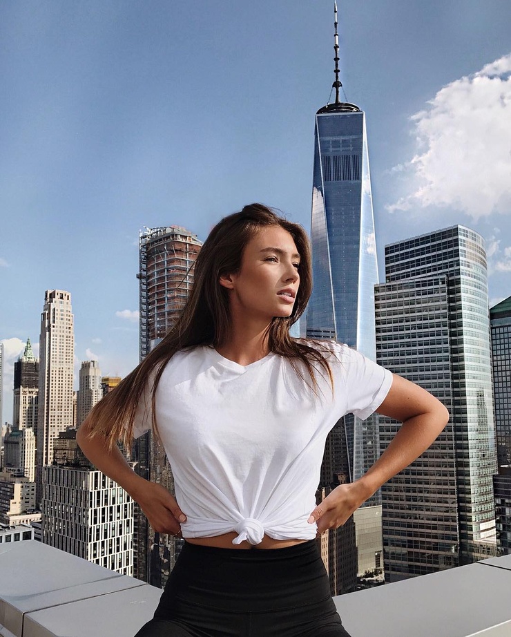 Picture of Lorena RAE