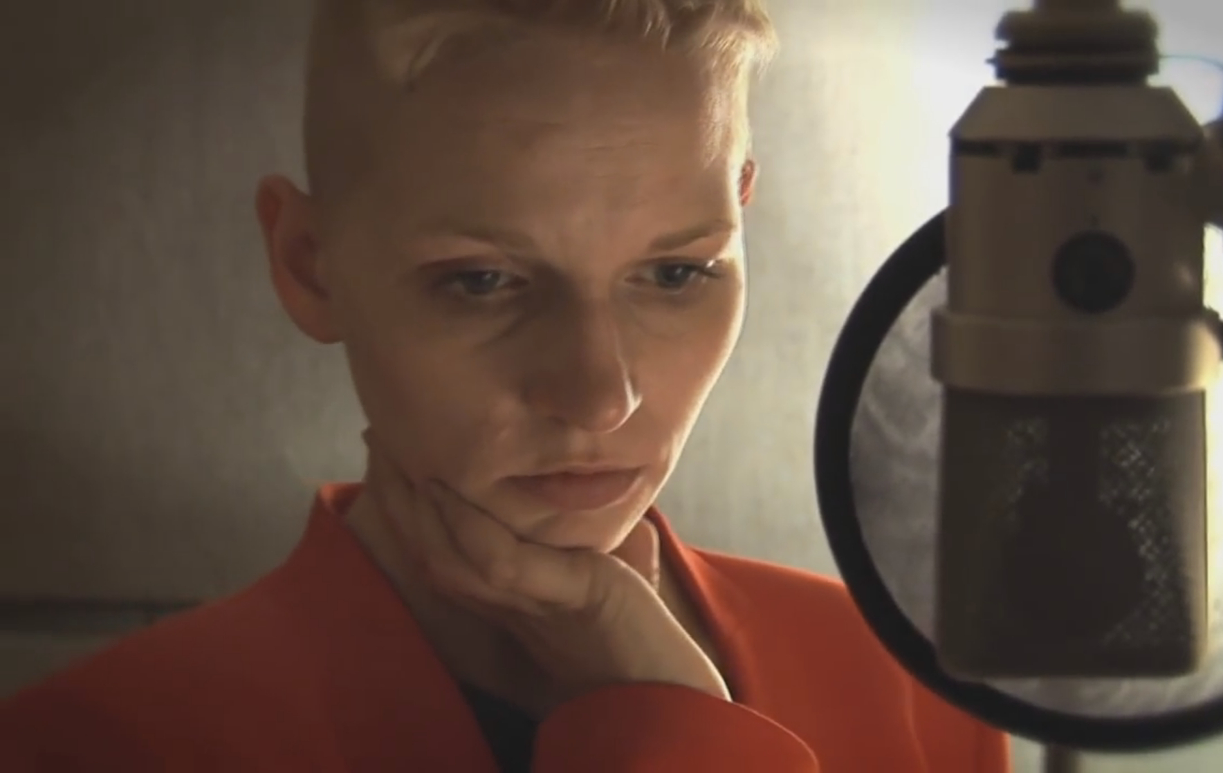 Julia Hummer picture