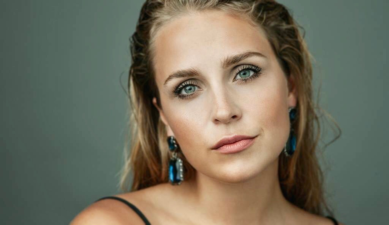 Picture of Elena Dudina