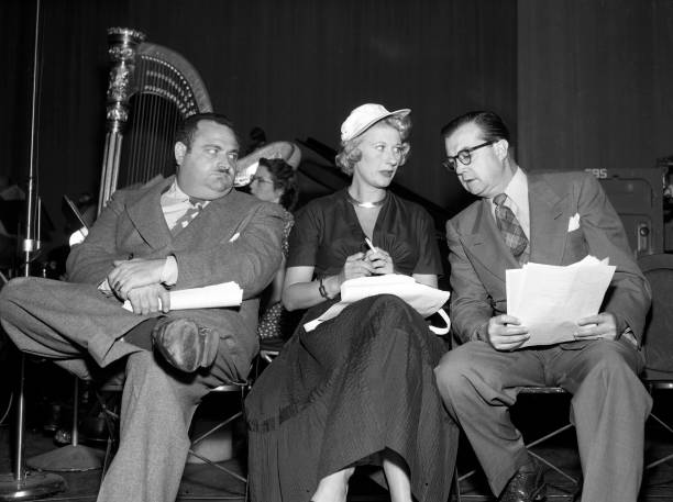 Louis Merrill, Joan Davis, Joseph Kearns