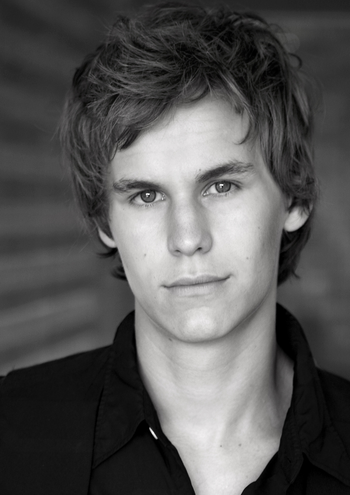 Picture of Rhys Wakefield