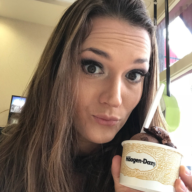 Picture of Kelly Klein