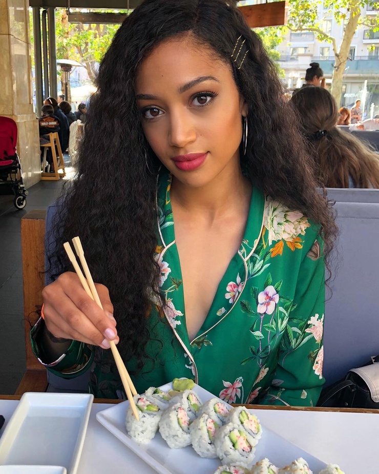 Picture of Samantha Logan