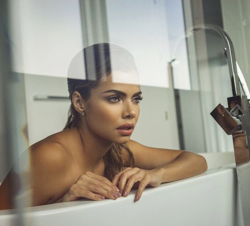 Linda Palacio 7598
