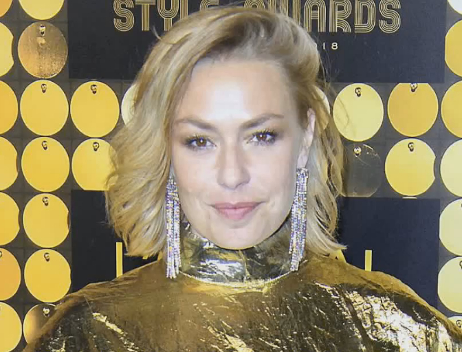 Karen Rosenberg image