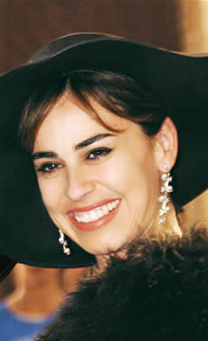 Daniela Escobar image