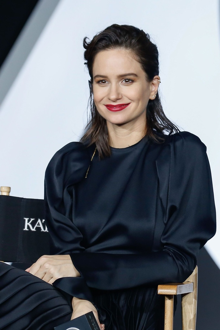 Katherine Waterston image