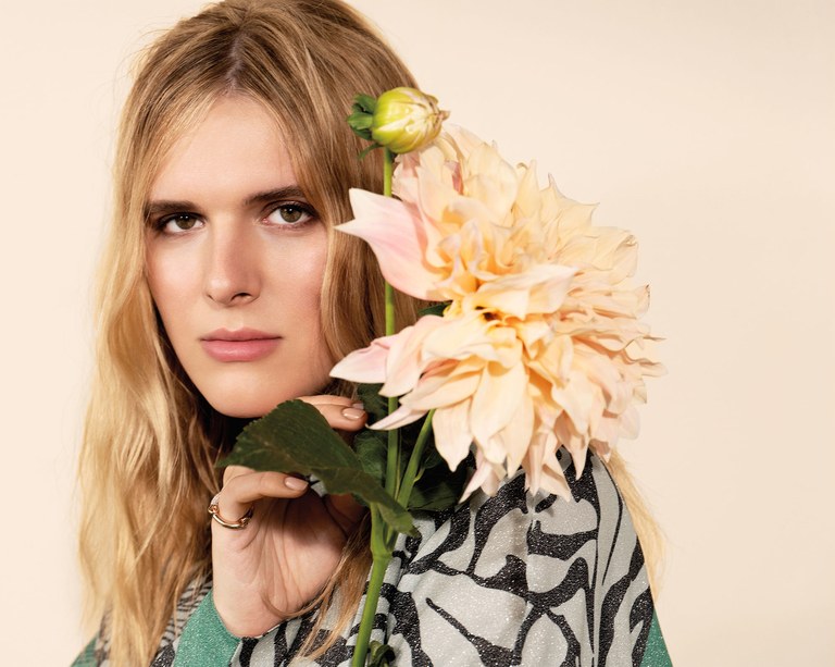 Picture of Hari Nef