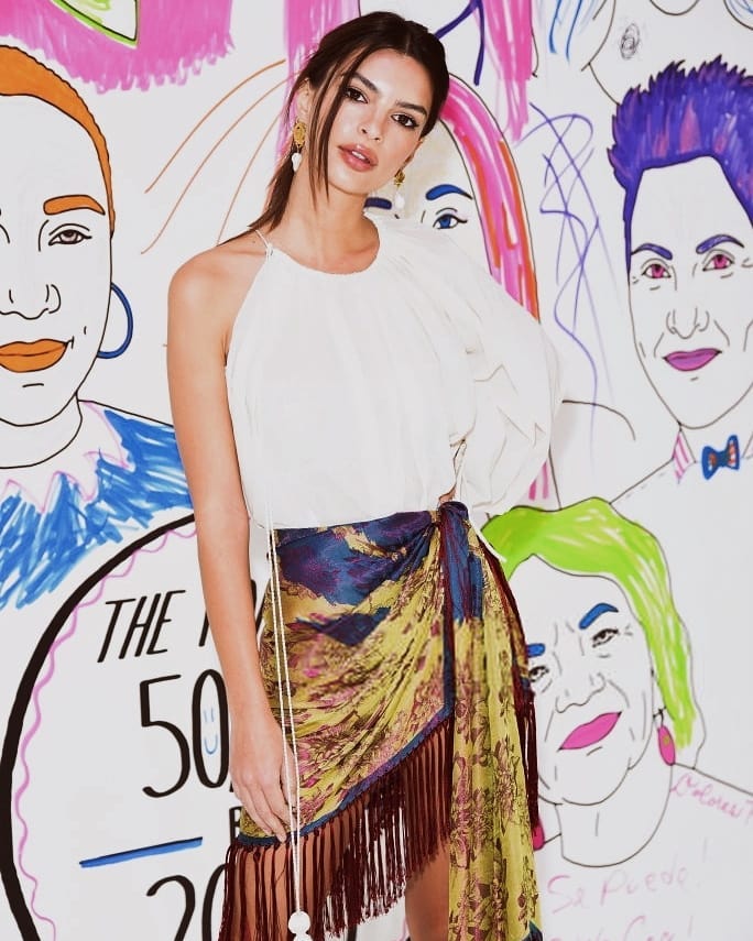 Emily Ratajkowski image