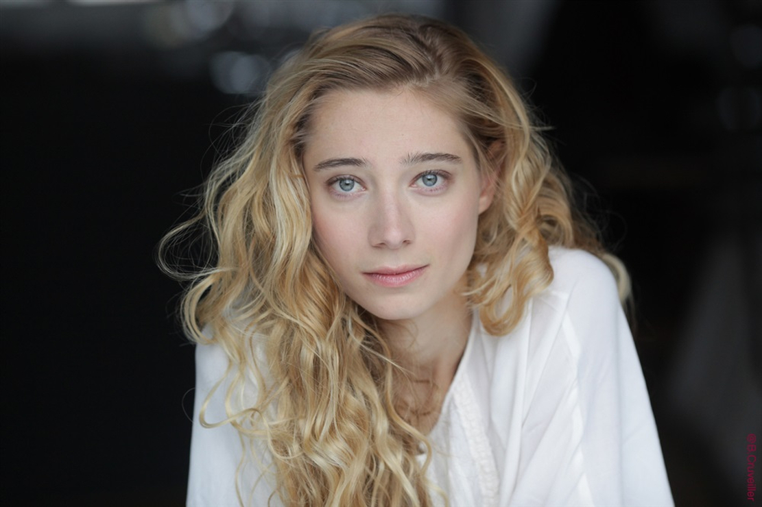 Image of Zoé Schellenberg