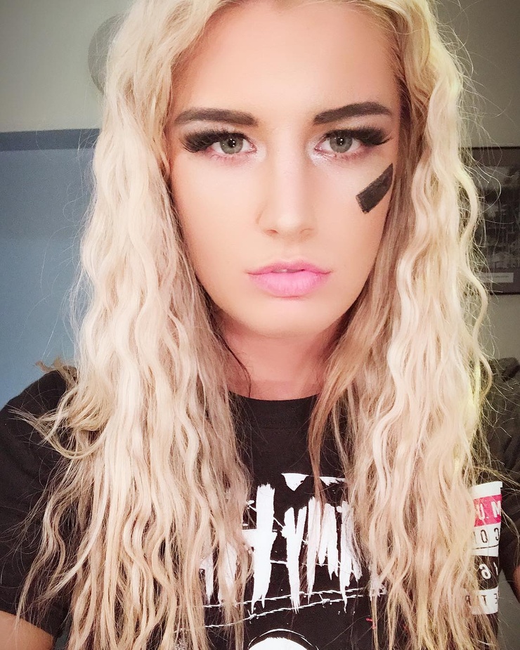 Picture of Toni Rossall