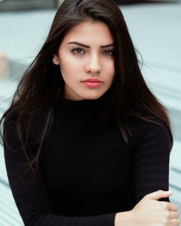 Picture of Angela Bonilla