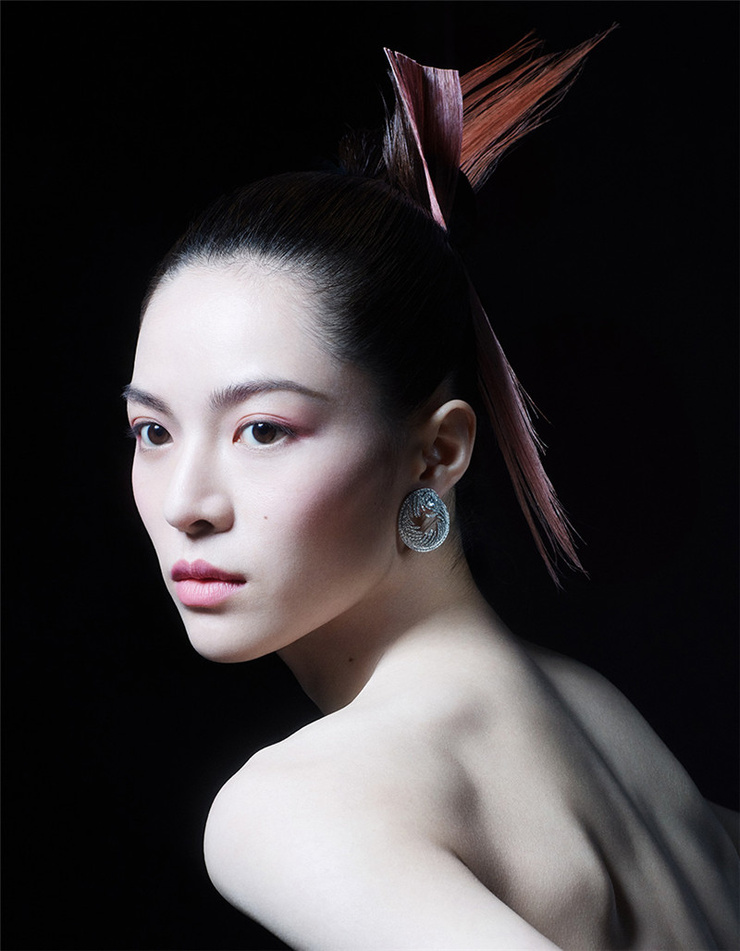 Elane Zhong image