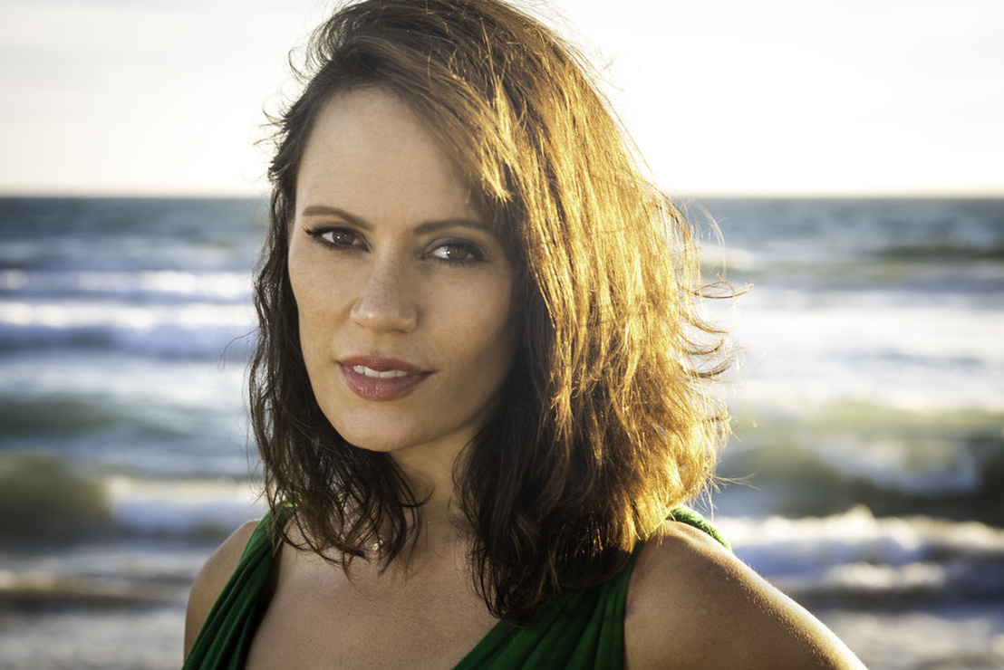 Emily Swallow picture