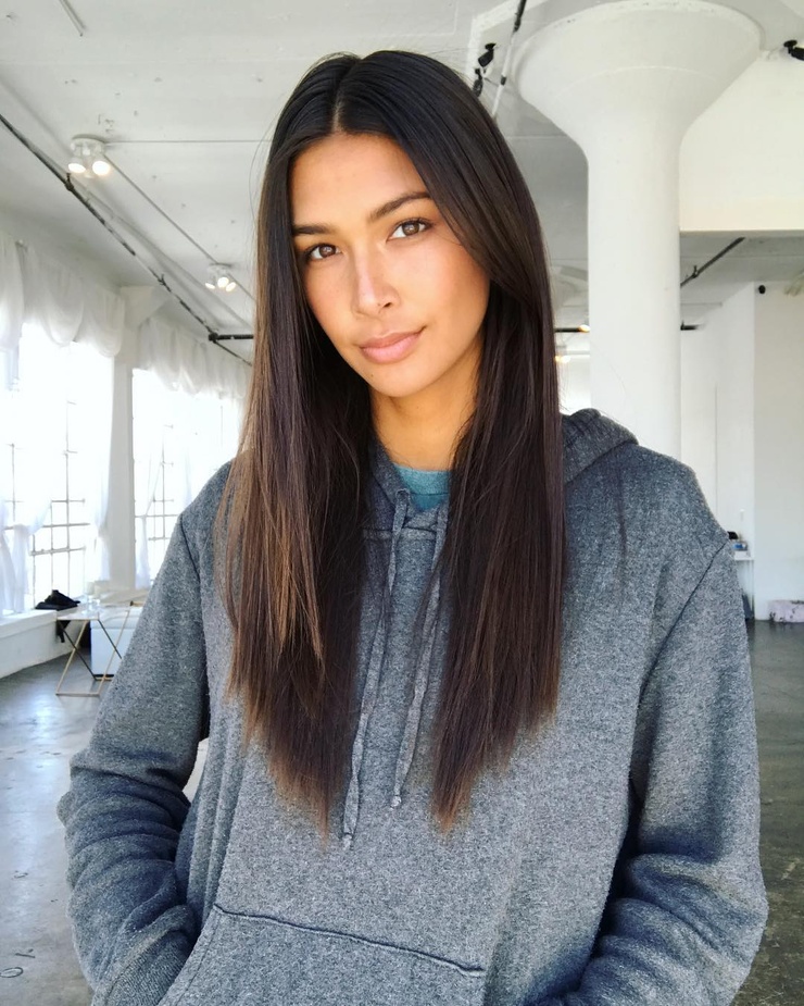 Picture of Laura Elizabeth Woo