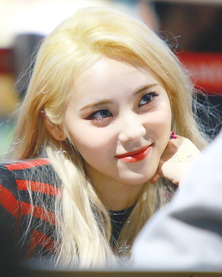 Picture of Jinsoul